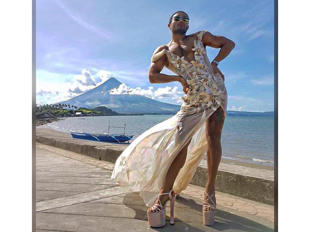 #TheKingOfCatwalk: 23 times Sinon Loresca slayed in high heels! | GMA ...
