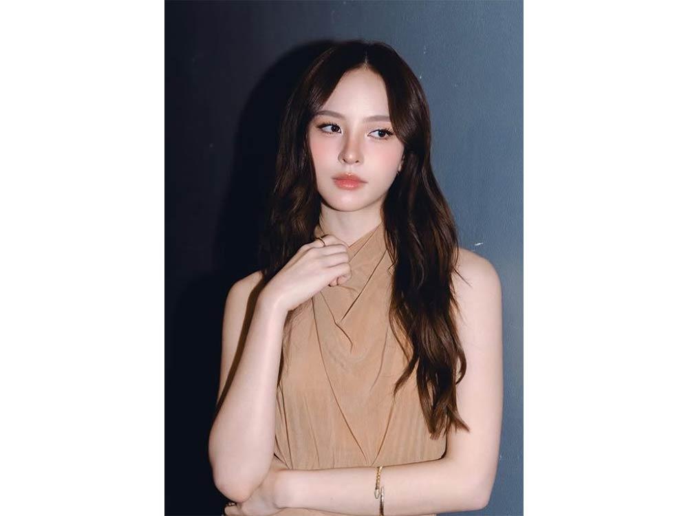 'Wicked-in-Law' star Nychaa Nuttanicha Dungwattanawanich stuns in a low-back gown at 'Halabala's ...