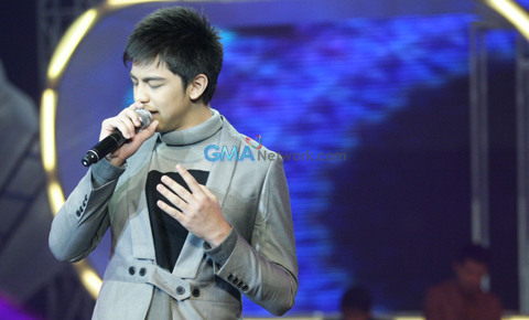 A closer look at Derrick Monasterio | GMA Entertainment