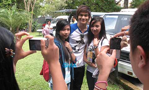 A visit to the set of Paroa: Ang Kuwento ni Mariposa | GMA Entertainment