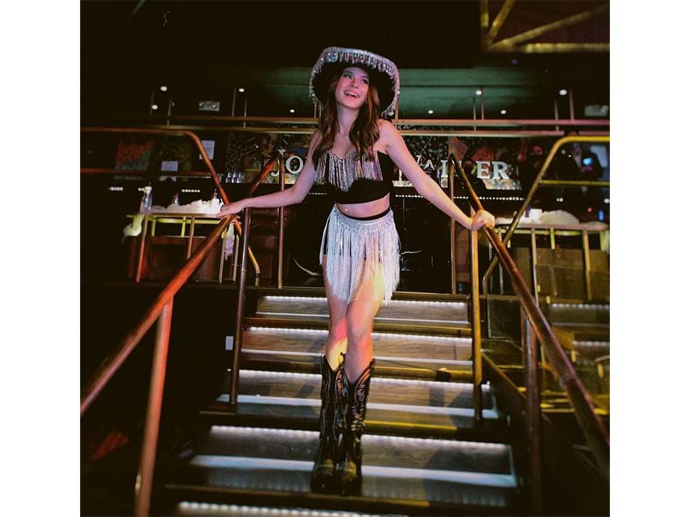 All the looks of Caitlyn Stave that prove she's a stunning lady | GMA Entertainment