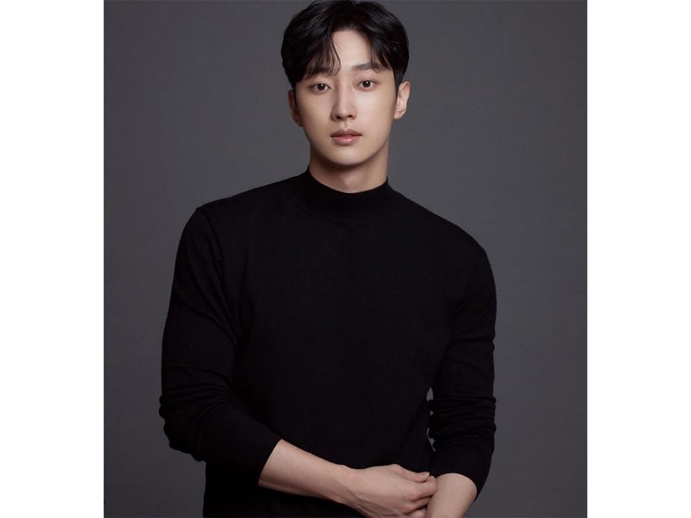 B1A4's Jun Jin-young is the king of second lead syndrome in 'Love in the Moonlight' | GMA ...