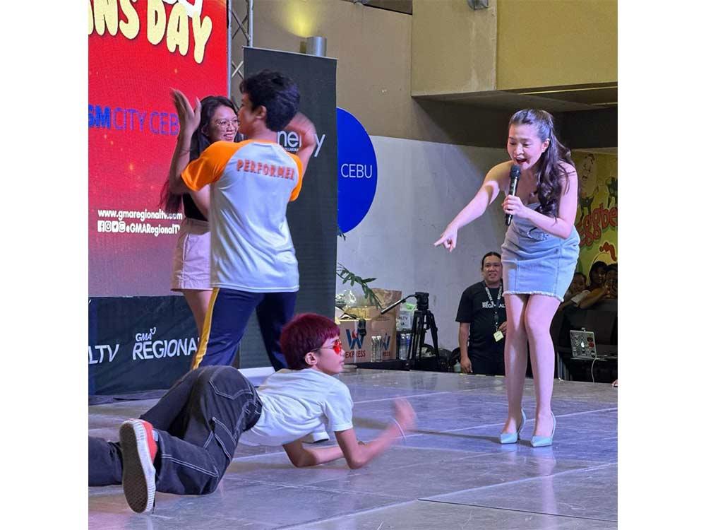Barbie Forteza, David Licauco, Alden Richards, nagpakilig sa kani-kanilang Kapuso Fans day | GMA ...