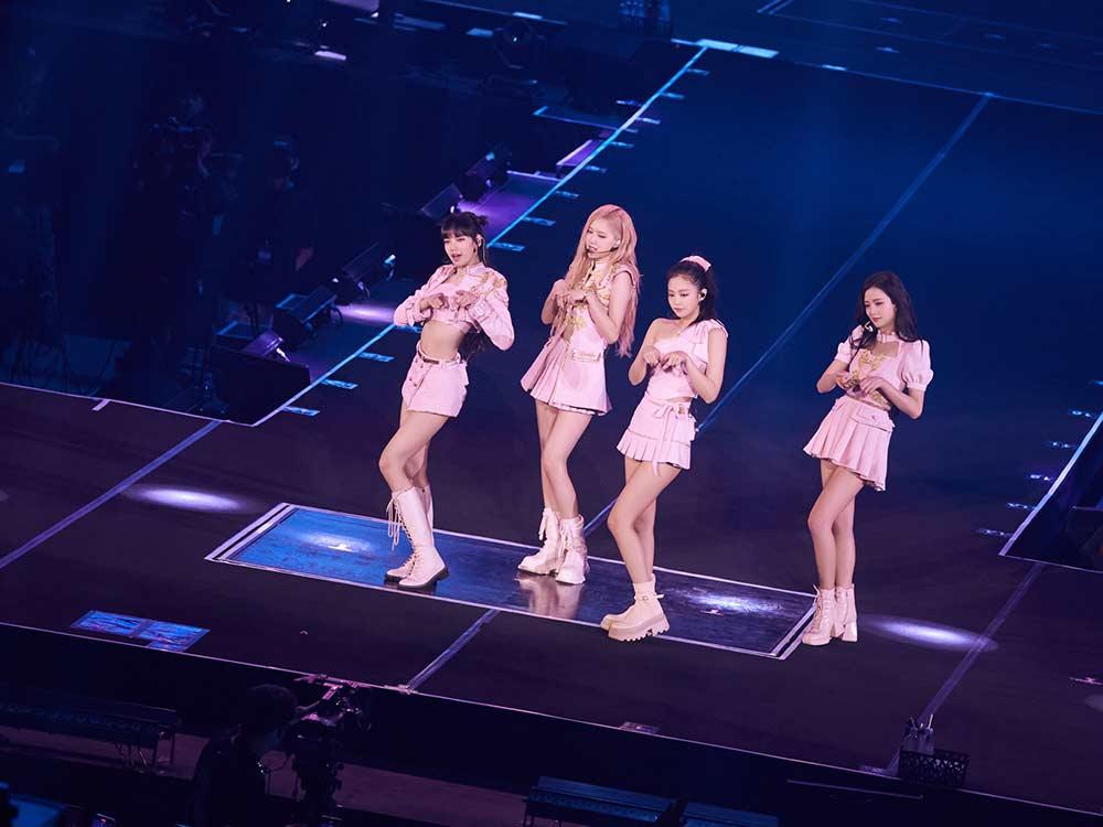 BLACKPINK returns with rave-inspired 'Jump' music video | GMA Entertainment