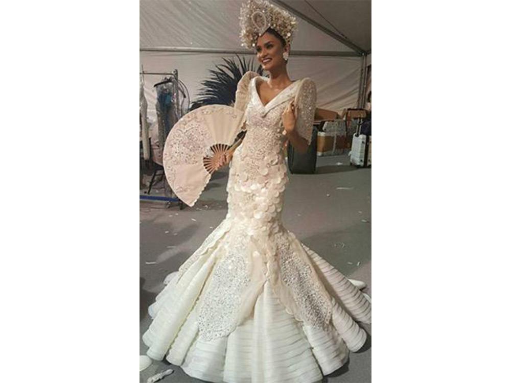 Celebrity beauty queens' iconic pageant looks | GMA Entertainment