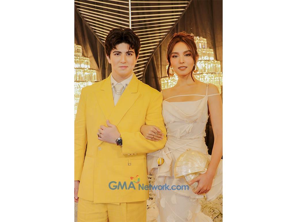 Celebrity couples and Kapuso love teams stun at the GMA Gala 2023 | GMA Entertainment