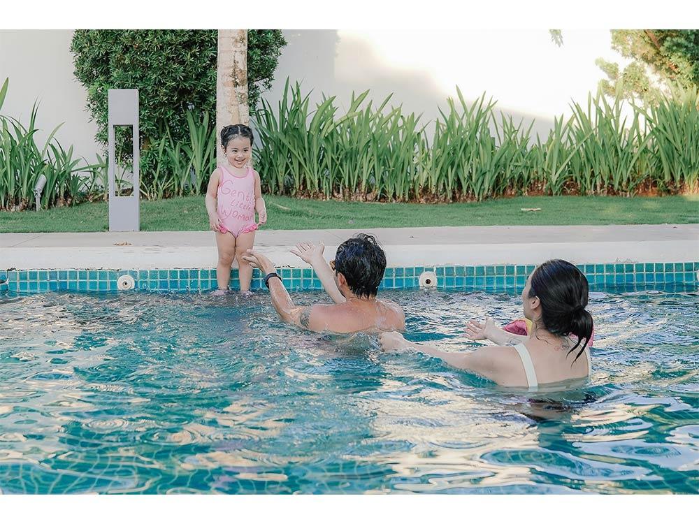 Jennylyn Mercado shares adorable photo of daughter Dylan: 'My little princess' | GMA Entertainment