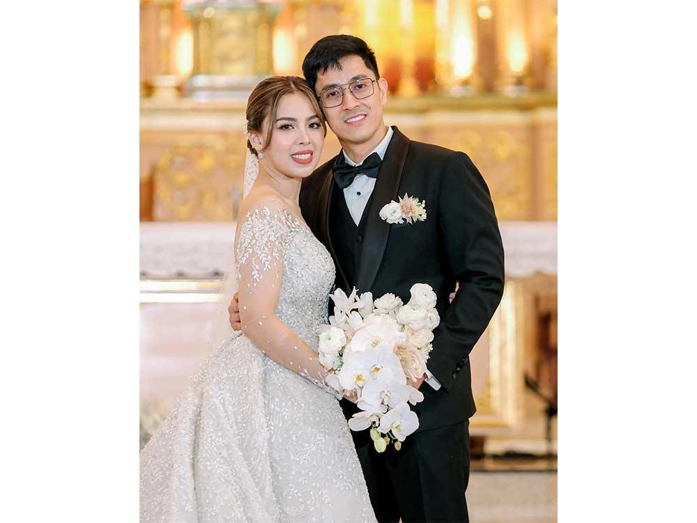 Doc Alvin Francisco and Maki Bondoc's official wedding photos | GMA Entertainment