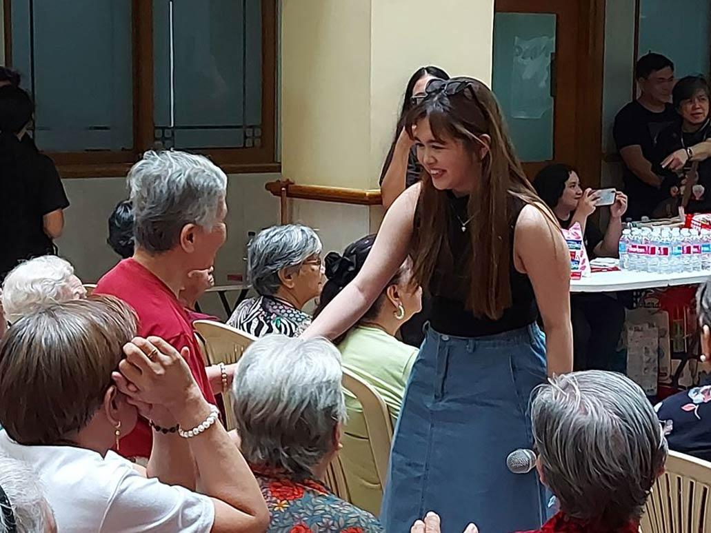 Elijah Alejo, Niño Muhlach at ilang Kapuso stars nakisaya sa isang charity event for the elderly ...