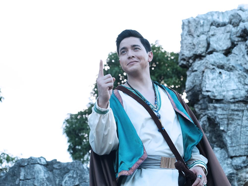 EXCLUSIVE LOOK: Alden Richards is Prinsipe Cariñoso in trending TVC ...