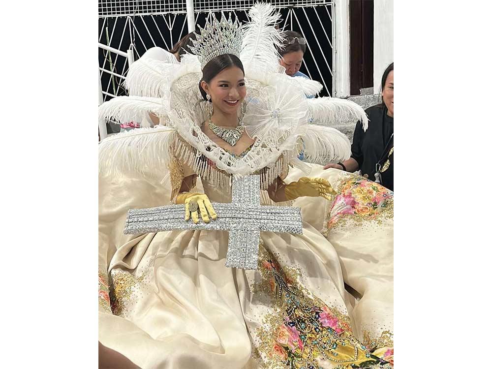 Female Kapuso stars who reigned in Flores De Mayo and Santacruzan | GMA Entertainment