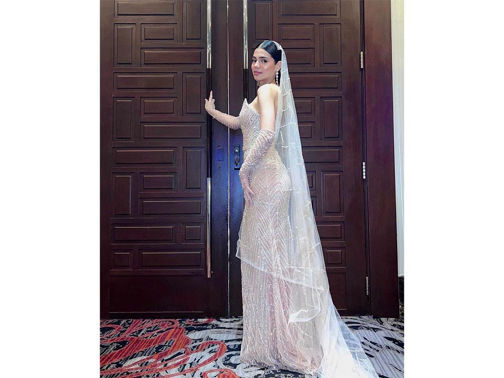 Meet The Filipina Beauty Queens Hoping To Bring Home International