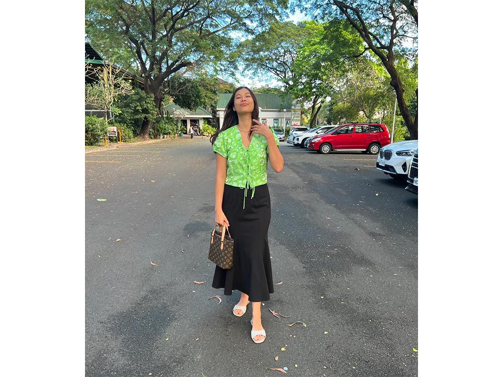 Get to know Rafael Rosell's wife, Valerie Gomez Chia | GMA Entertainment