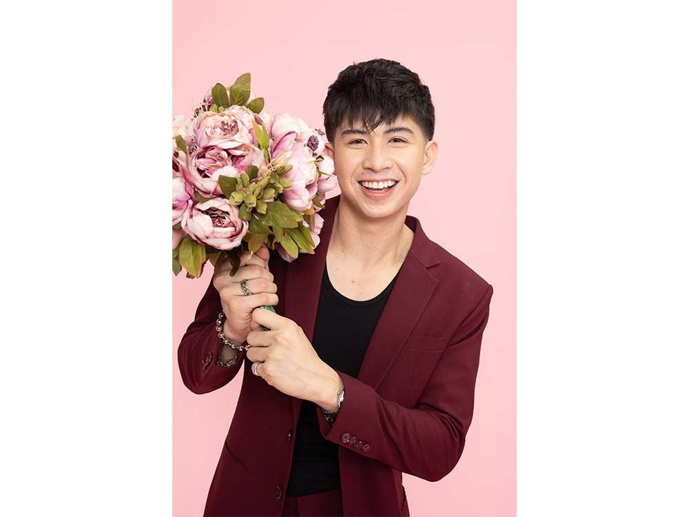 Get to know the new content creators of Status by Sparkle | GMA Entertainment