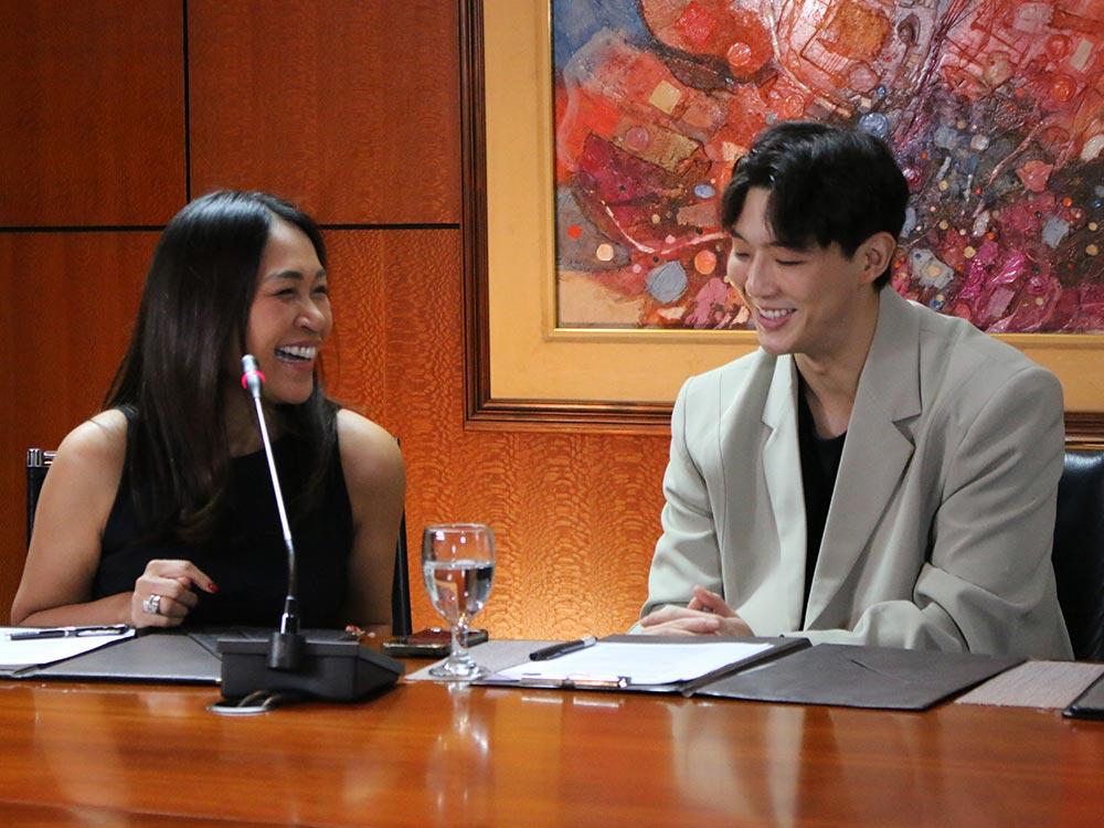 HIGHLIGHTS: Kim Ji-soo's contract signing with GMA's Sparkle | GMA ...