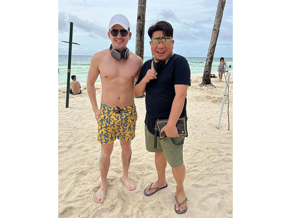 IN PHOTOS: Allan K celebrates birthday in Boracay | GMA Entertainment