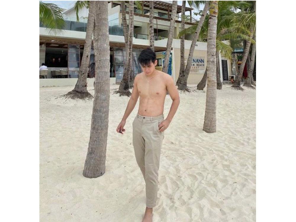 Dustin Yu, the chinito hottie of PBB Celebrity Collab edition | GMA Entertainment