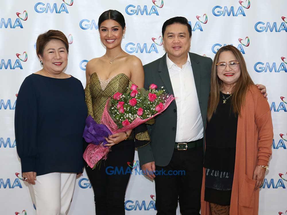 IN PHOTOS: Wyn Marquez renews exclusive contract with GMA | GMA ...