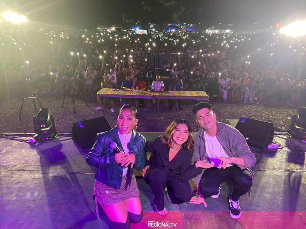 Jessica Villarubin, Mark Herras, Rochelle Pangilinan, naki-'Pasko sa ...