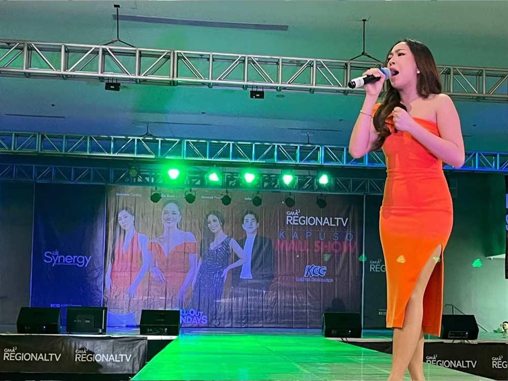 Julie Anne San Jose, John Rex at iba pang Kapuso Singers, nagpasaya sa Kapuso Mall Show sa ...