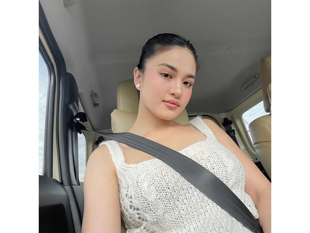 Julie Anne San Joses Minimalist Black And White Looks You Can Recreate Gma Entertainment