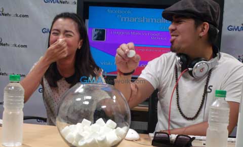 Kris and Mark at the GMA Network Live Chat | GMA Entertainment