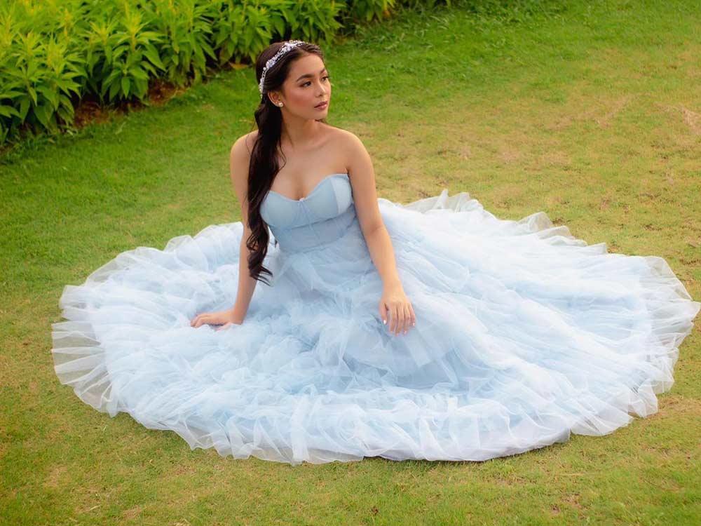 Lime Aranya is a blooming young lady in her 18th birthday photoshoot | GMA Entertainment