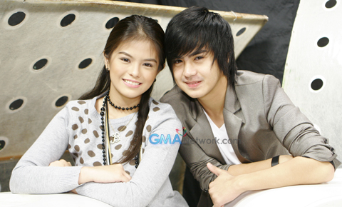 Live Chat with Jake and Bea | GMA Entertainment