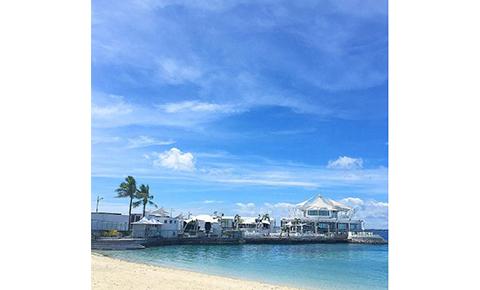 LOOK: 'Bubble Shaker' Arny Ross sizzles in the tropical islands of Cebu ...