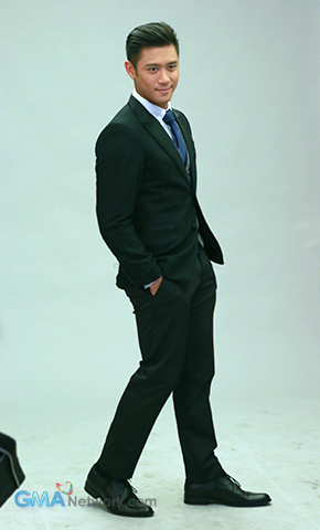 LOOK: Behind the scenes of the Beautiful Strangers photo shoot | GMA ...