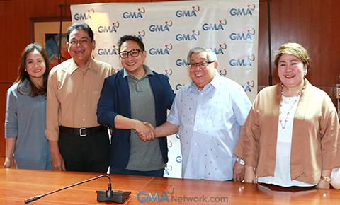 LOOK: Michael V renews contract with GMA-7 | GMA Entertainment