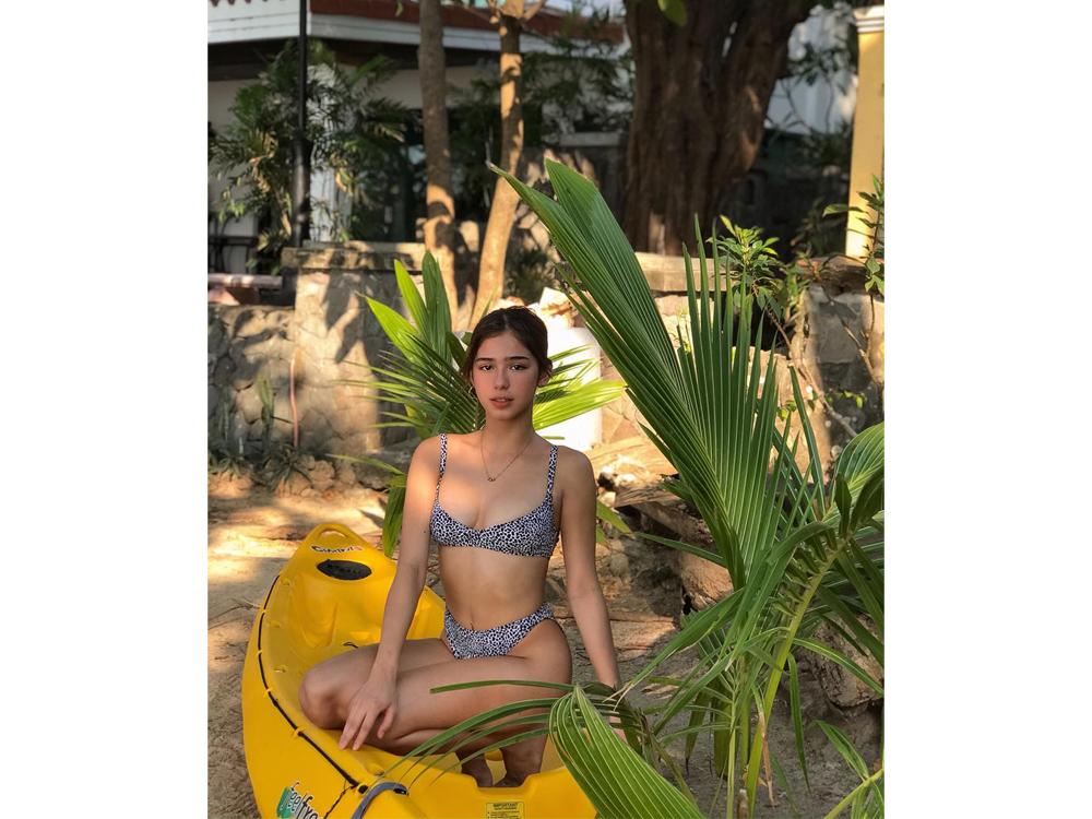 'Sparkle 10' member Angel Guardian's confident looks | GMA Entertainment