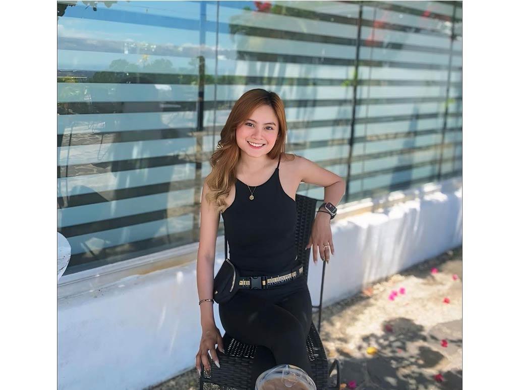 Meet Christrina Rey, PBB housemate Klarisse De Guzman's supportive partner | GMA Entertainment