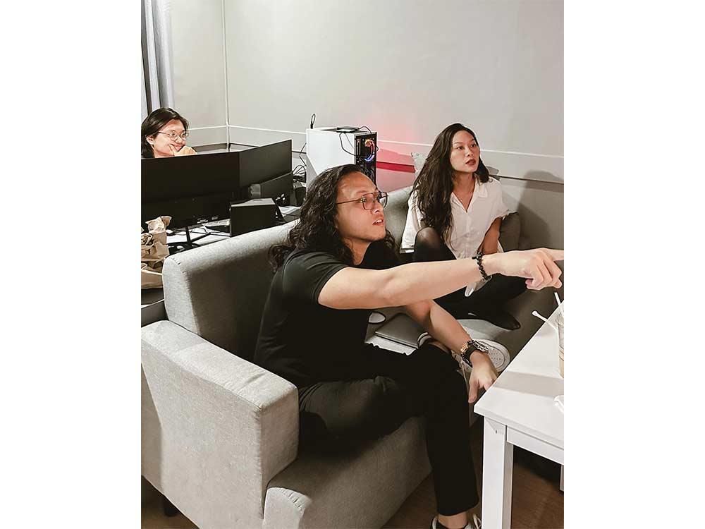 Meet Iris Lee, the new woman in Xian Lim's life | GMA Entertainment