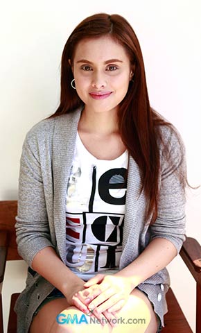 Meet Kapuso actress Max Collins | GMA Entertainment