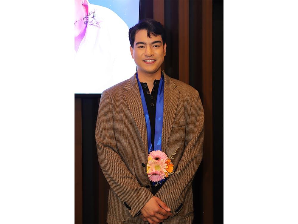 Meet the new Sparkle and Status by Sparkle Stars | GMA Entertainment