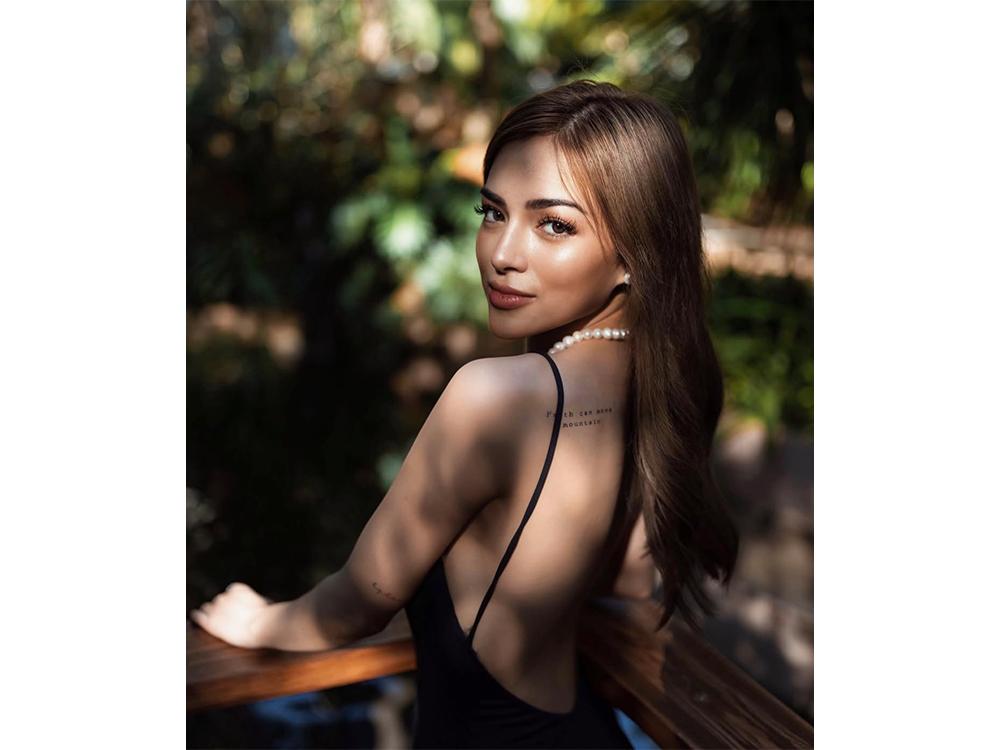 Mika Salamanca's photos that scream summer | GMA Entertainment