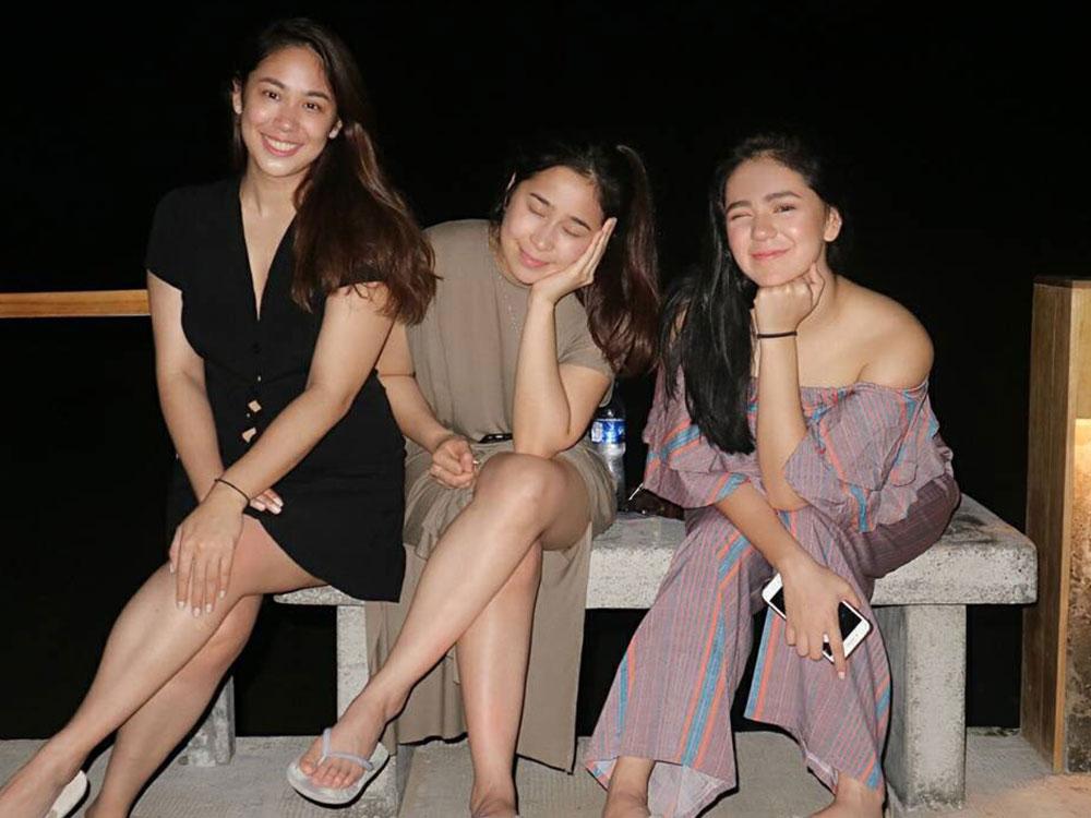 Mikee Quintos sizzles in Palawan | GMA Entertainment
