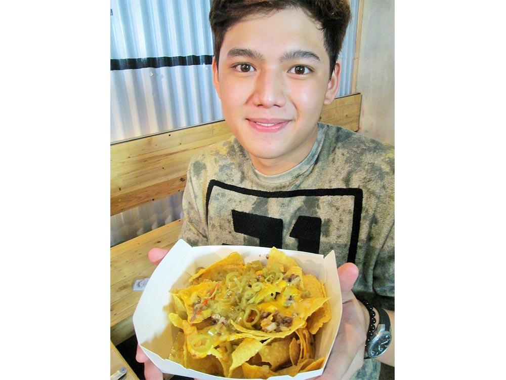 Mikoy Morales and Ralph Noriega join the spicy food adventure of 'Taste ...