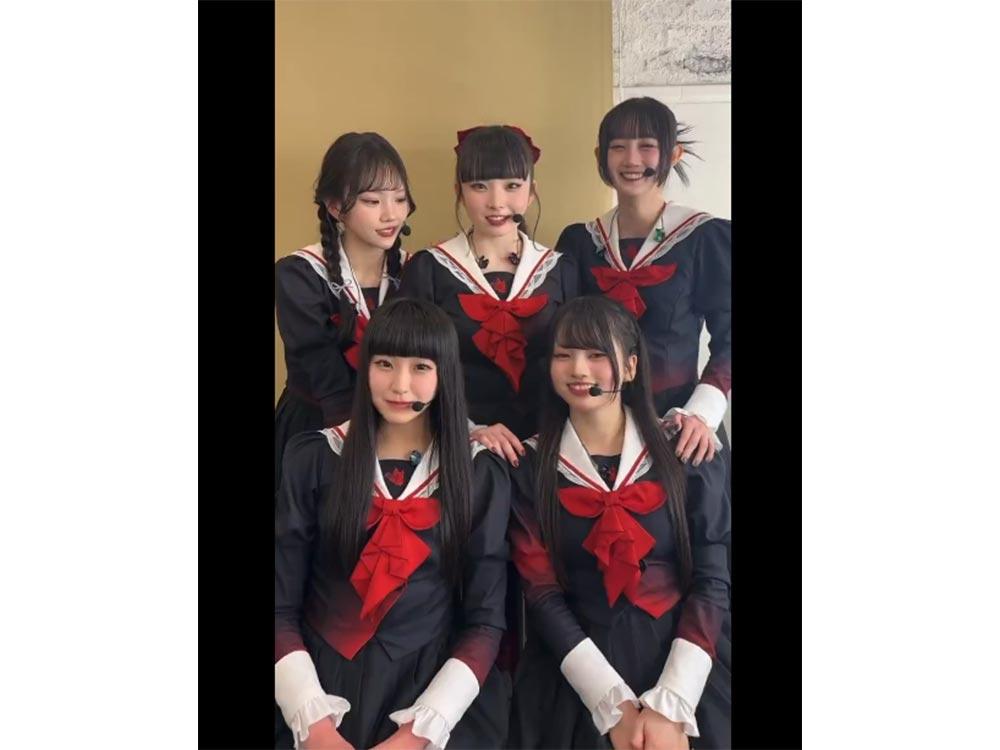 Phantom Siita performs in Manila for 'Moth to a Flame' world tour | GMA Entertainment