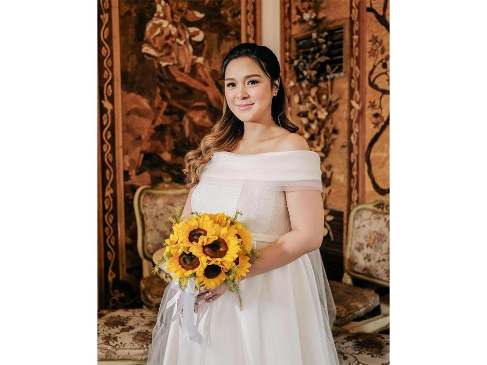 Renz Fernandez and Jef Gaitan's stunning wedding photos | GMA Entertainment