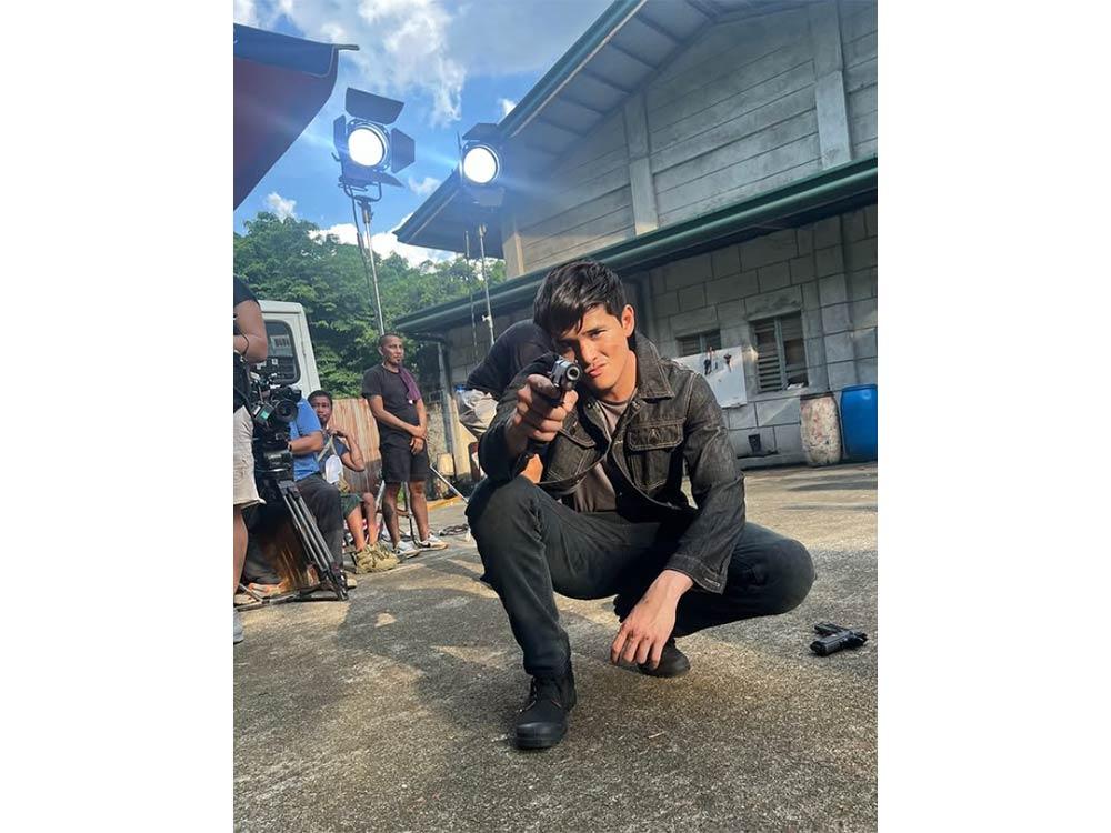 Ruru Madrid, ipinasilip ang mga huling araw ng taping ng 'Lolong: Pangil ng Maynila' | GMA ...
