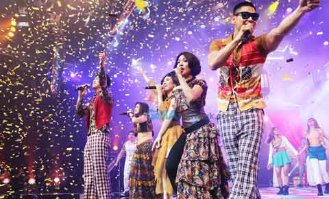 SAS pays tribute to music legends | GMA Entertainment