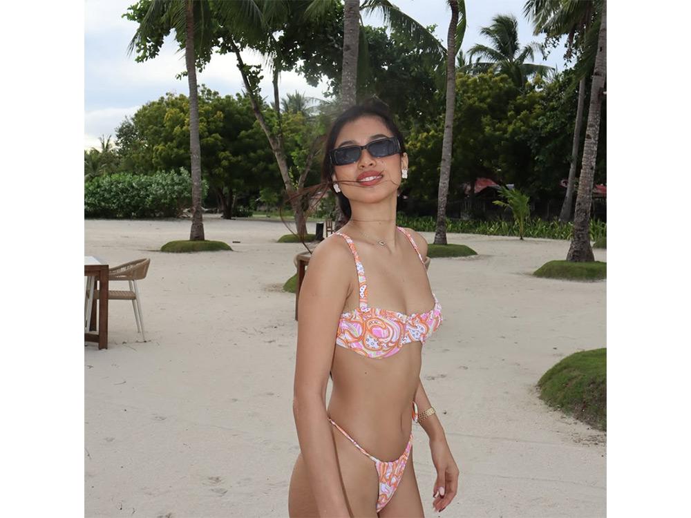 Shuvee Etrata's sexiest bikini photos | GMA Entertainment