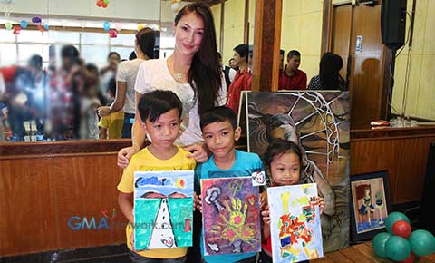Solenn Heussaff paints for a cause | GMA Entertainment