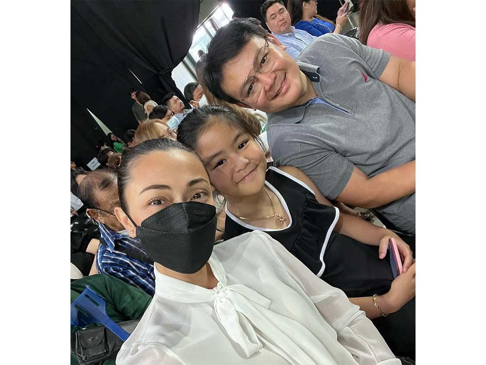 The beautiful blended family of Jodi Sta. Maria, Iwa Moto, and Pampi Lacson | GMA Entertainment