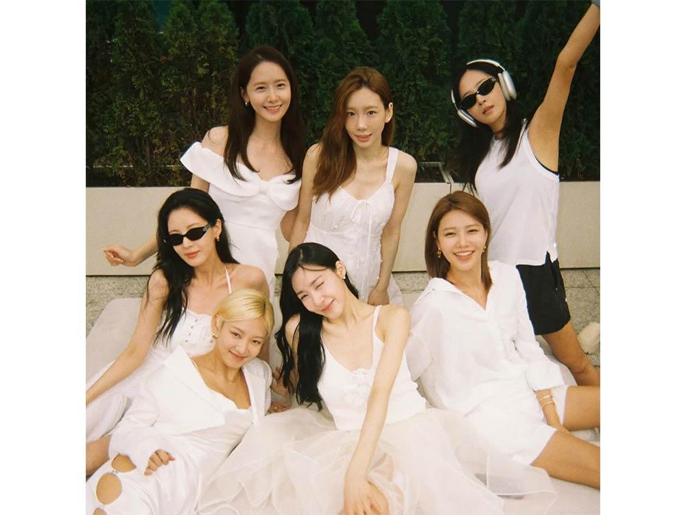 Tiffany Young's 'Here For You' fan concert in Manila adds exciting fan perks | GMA Entertainment