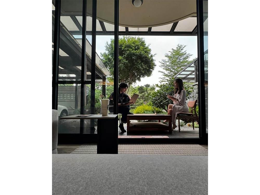 Xian Lim's sweet moments with girlfriend Iris Lee | GMA Entertainment