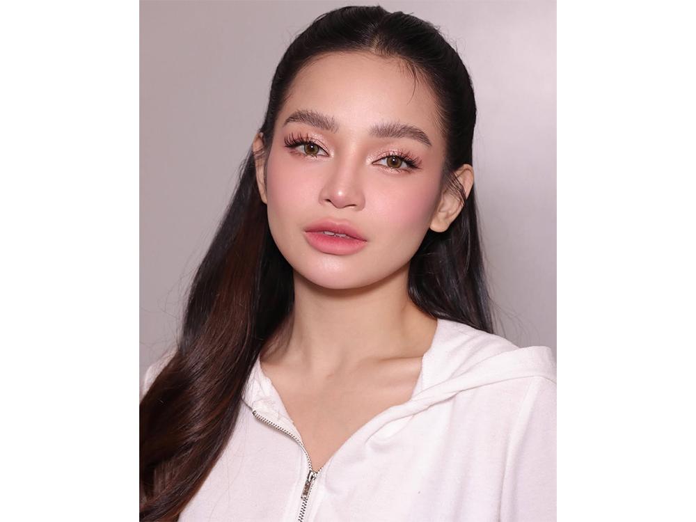 Xyriel Manabat's stunning looks that prove she's all grown up | GMA Entertainment