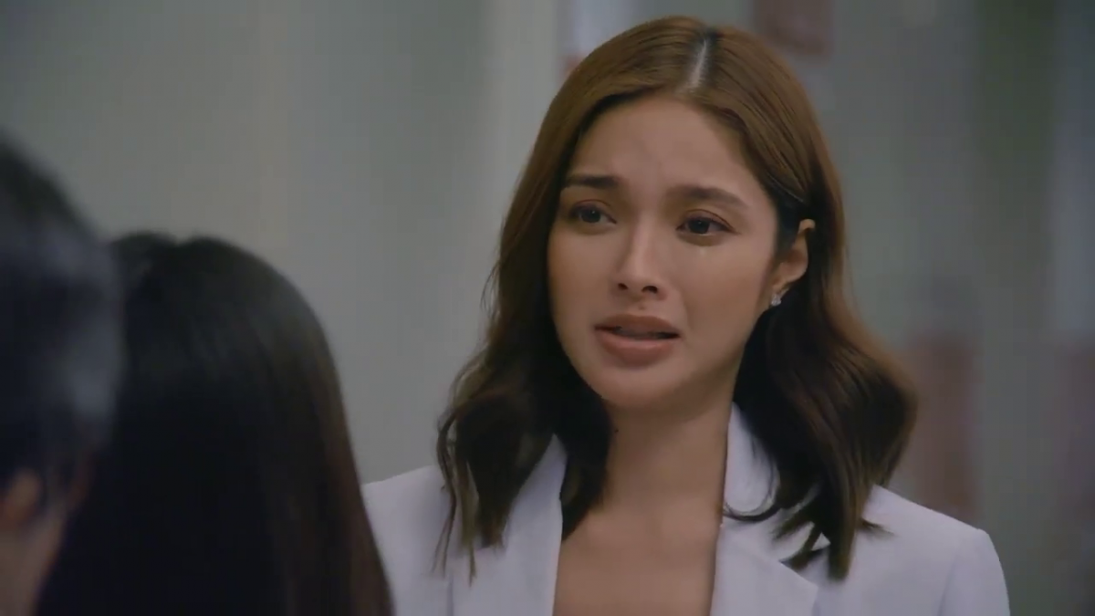 Abot Kamay Na Pangarap: Don't call me ate (Episode 155) | GMA Entertainment